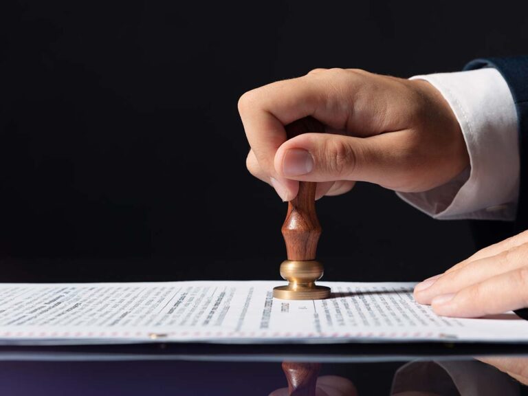 Fresno Nursing Home Restraint Abuse Attorney | Greenberg Gross LLP